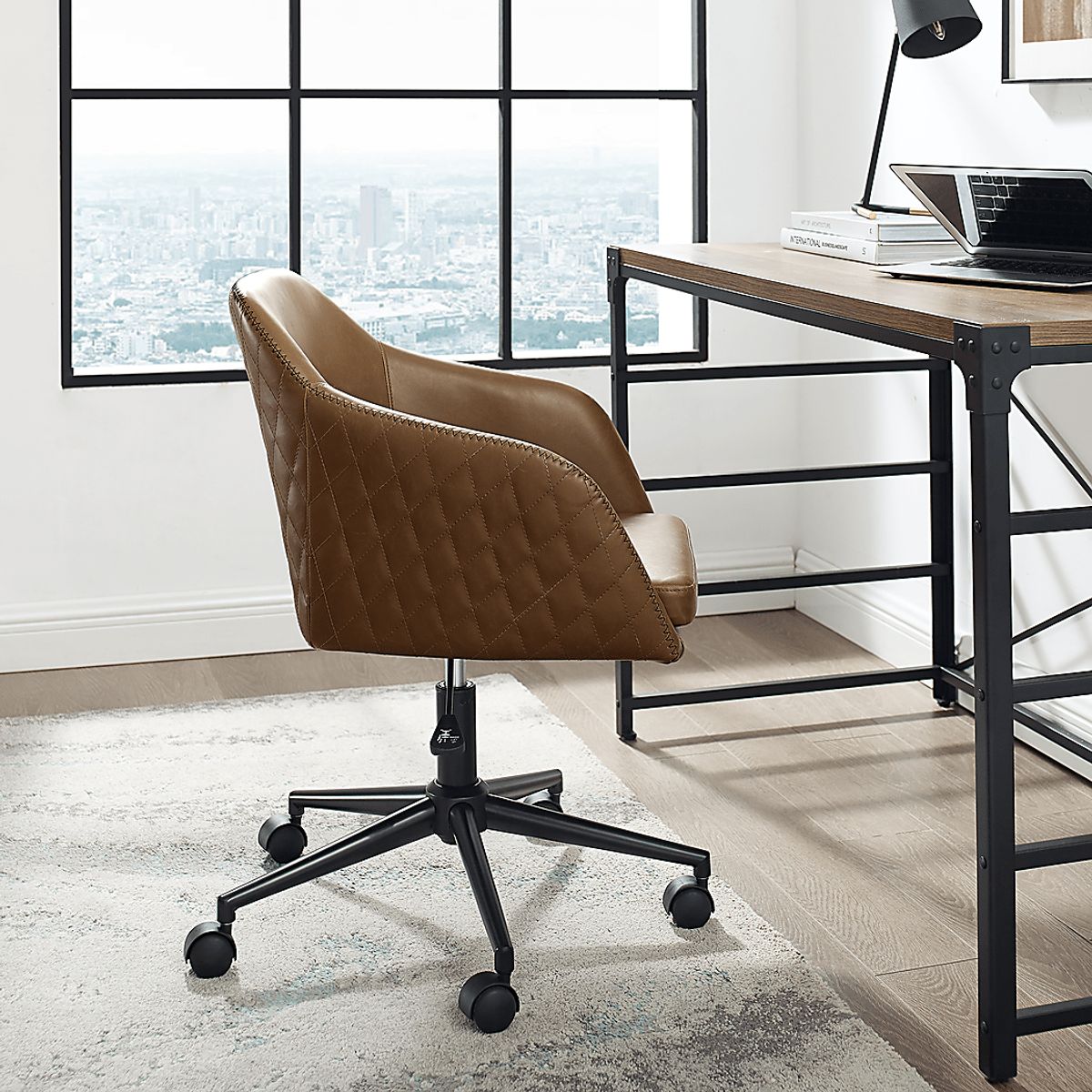 Daywalt Desk Chair | Rooms to Go