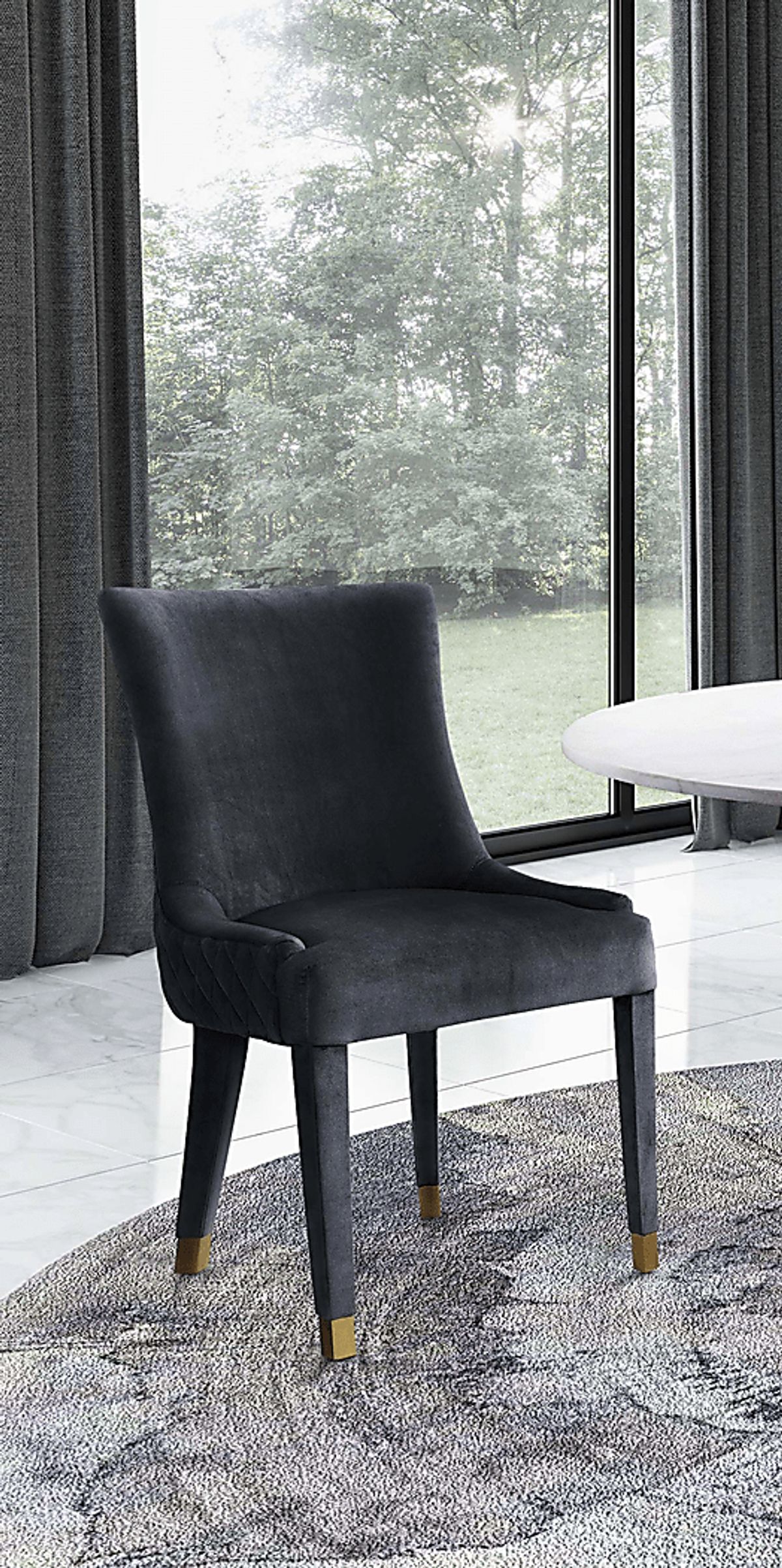 Delyan Gray Dining Chair, Set Of 2 | Rooms to Go