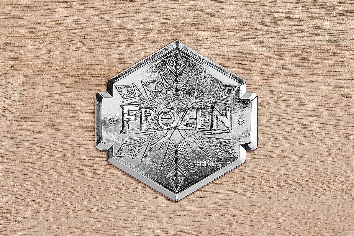 Disney Frozen 5 Pc Ice White Full Bedroom Set With Mirror, Dresser, 3 ...