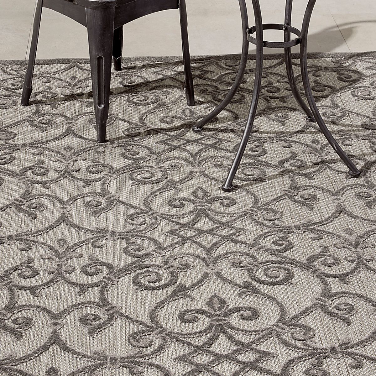 Drayce Gray Polypropylene Fabric Outdoor Rug | Rooms to Go