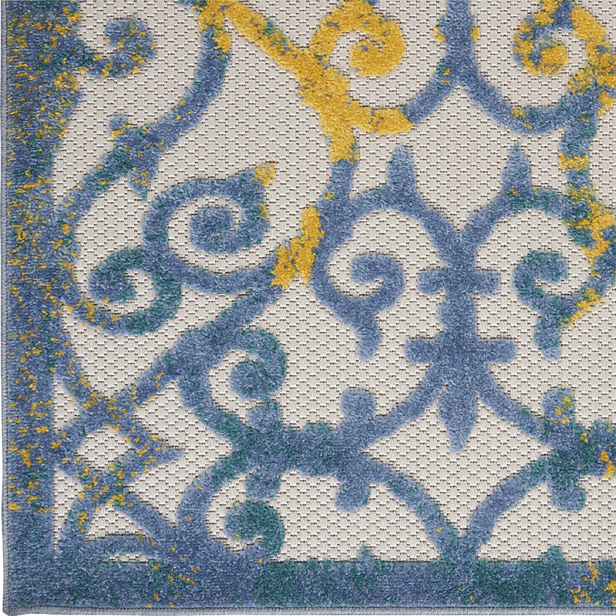 Drayce Ivory/Blue Blue Rugs | Rooms to Go