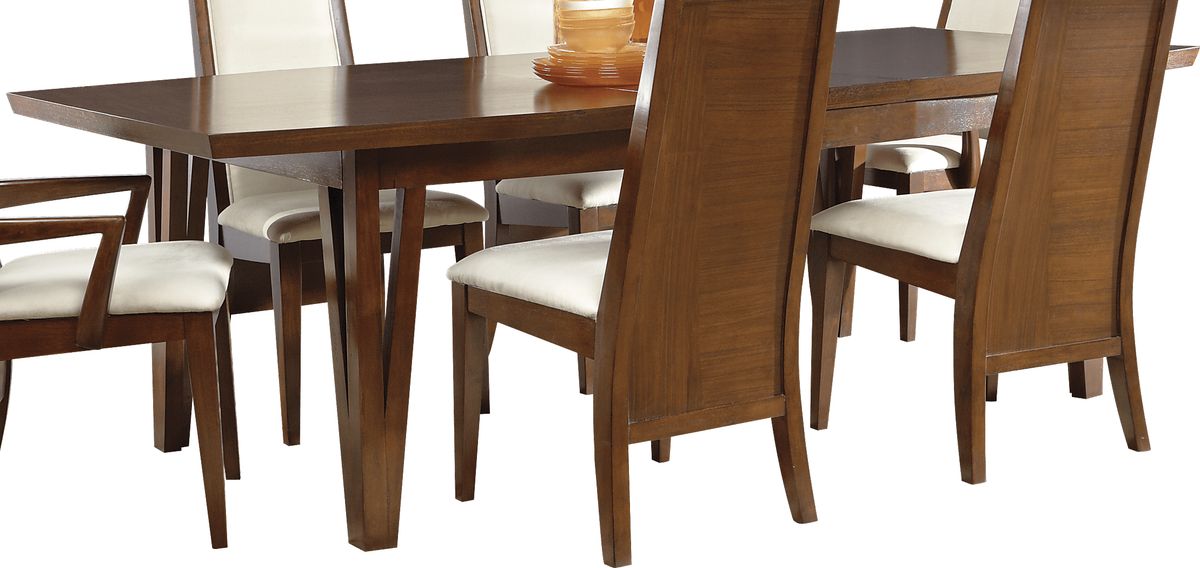 East Bayfield Tobacco Dining Table | Rooms to Go