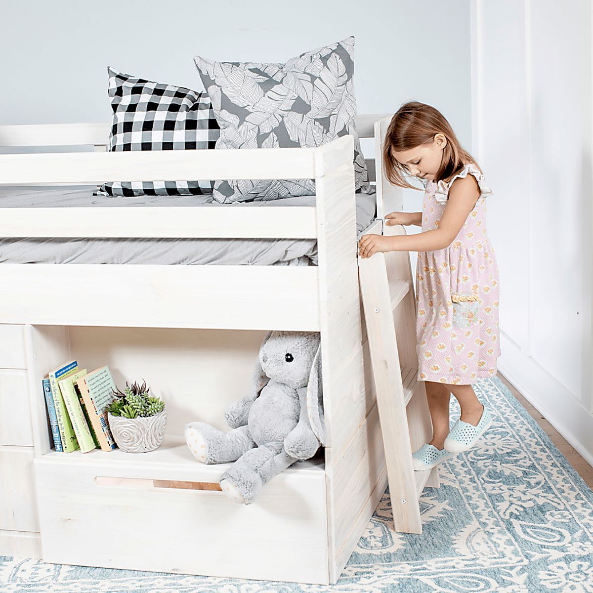 Edenberry White Colors,White Loft Bed | Rooms to Go