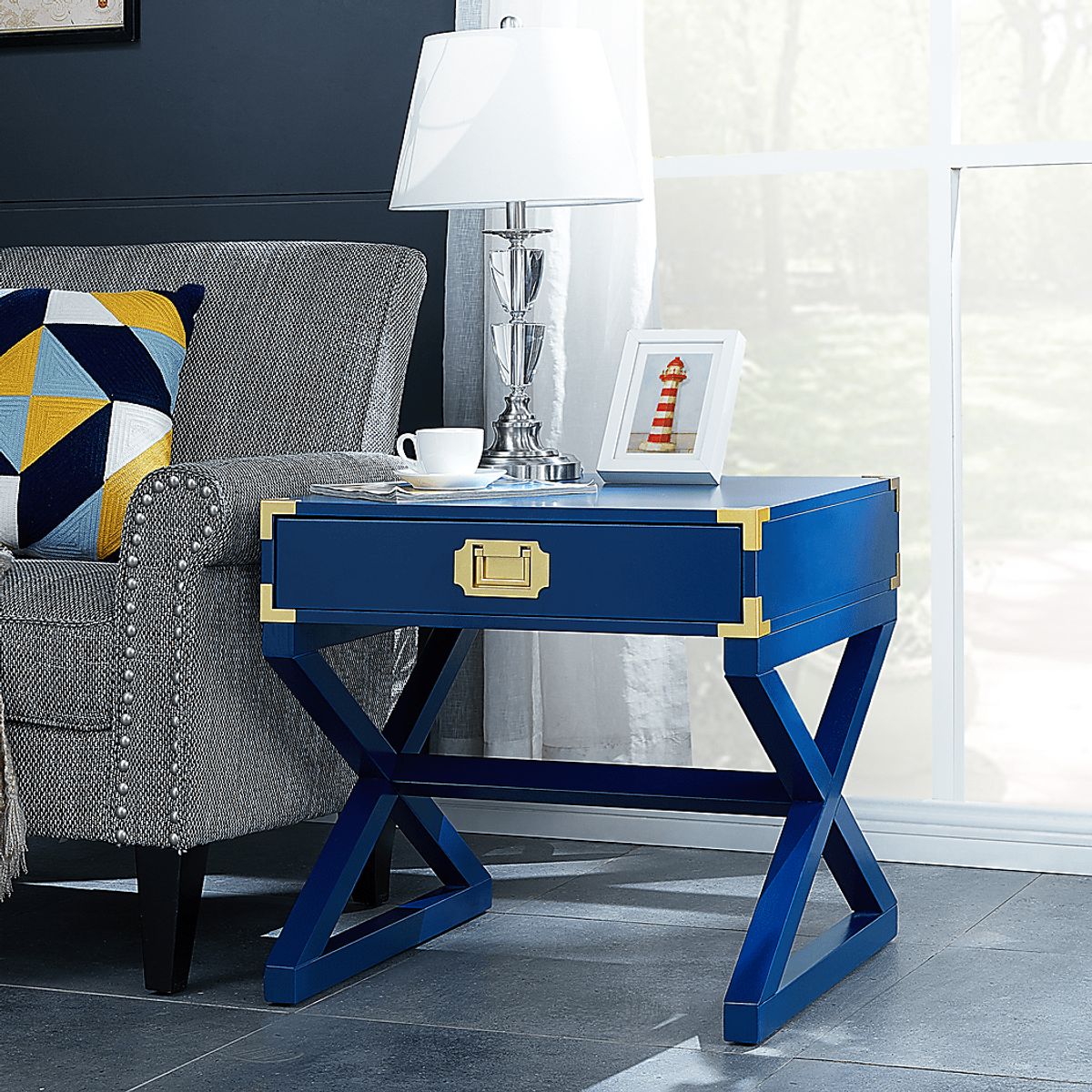 Elegans Navy Colors End Table | Rooms to Go