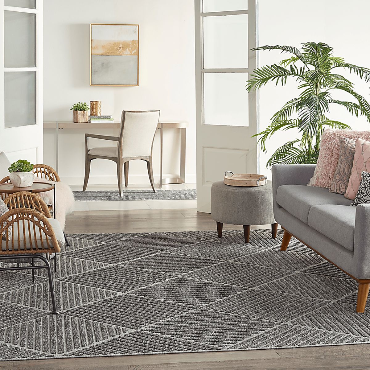 Elize Gray Polypropylene Fabric Outdoor Rug | Rooms to Go