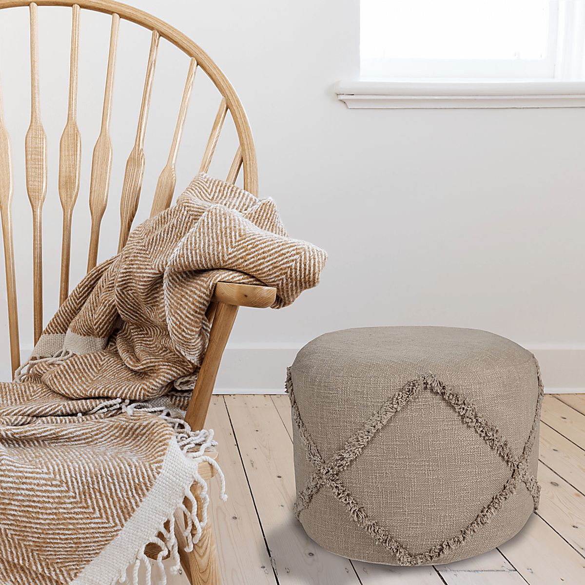 Elizeno I Brown Cotton Fabric Pouf | Rooms to Go