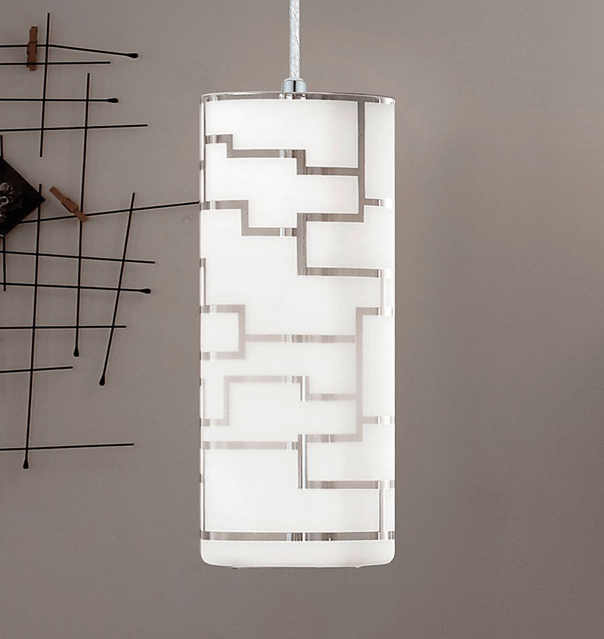 Emile Gate White Pendant | Rooms to Go