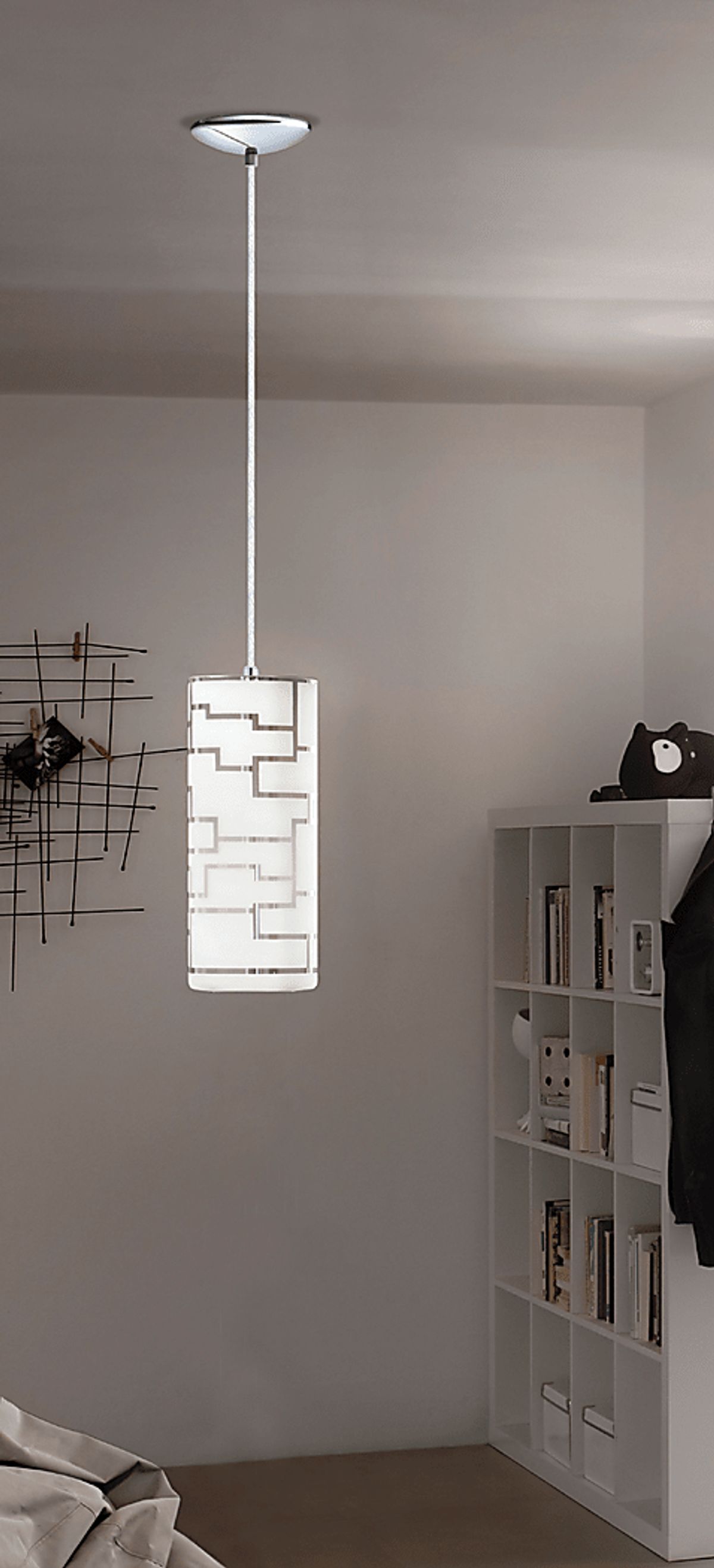 Emile Gate White Pendant | Rooms to Go