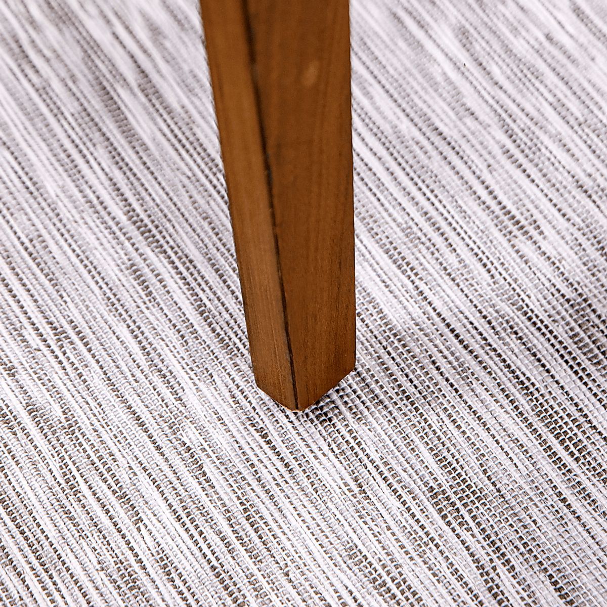 Finkbine Gray Polypropylene Fabric Rug | Rooms to Go