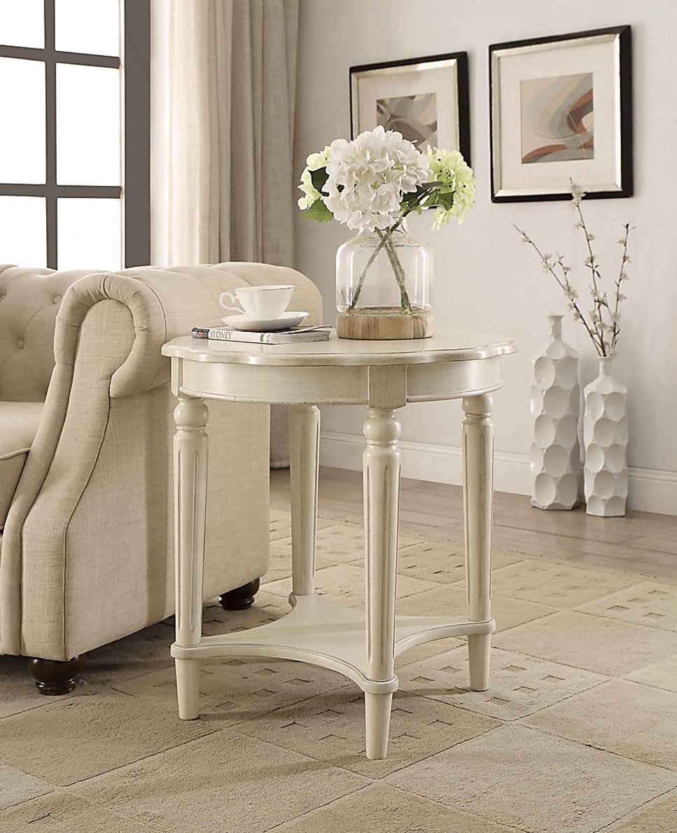 Fordon White Accent Table - Rooms To Go