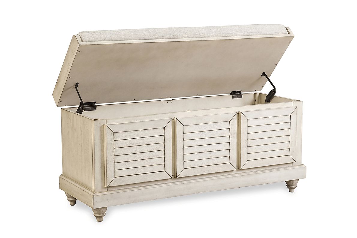Fourwood White Storage Bench - Rooms To Go