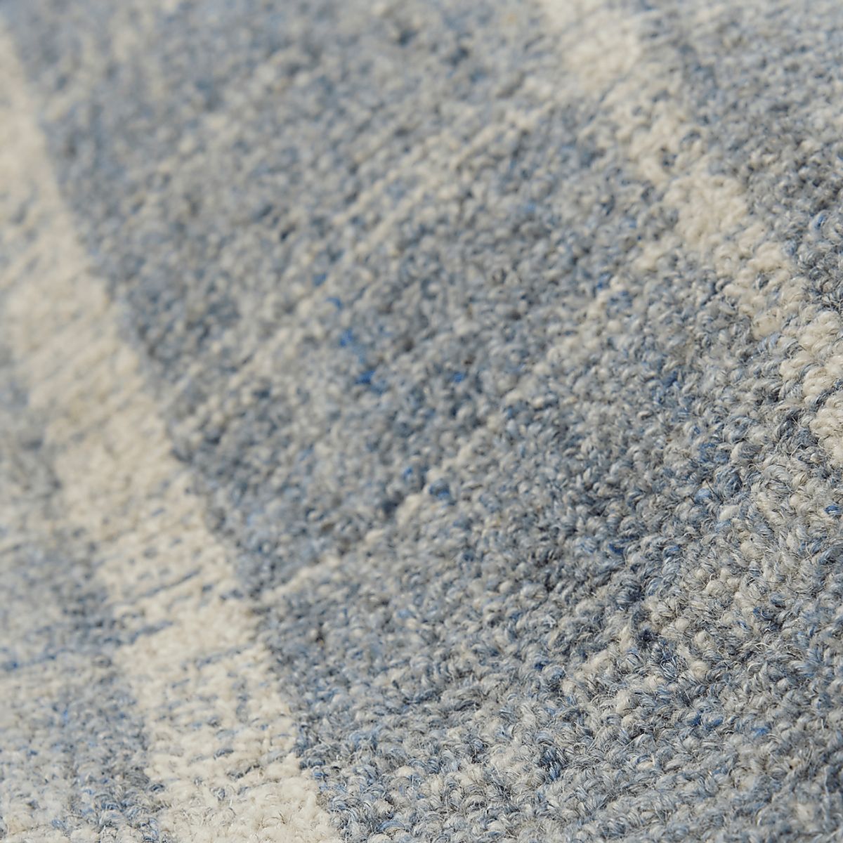 Freyan Blue Rug | Rooms to Go