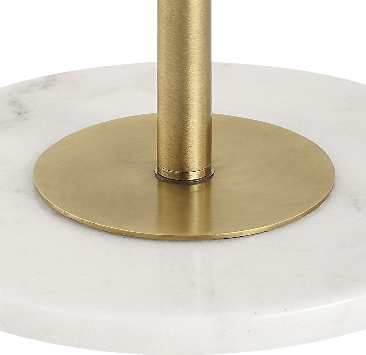 Galster Road Brass Yellow Floor Lamp | Rooms to Go