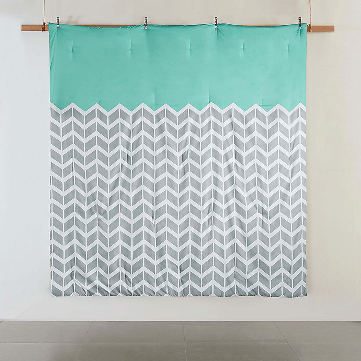 Geany Blue Twin Comforter Set | Rooms to Go