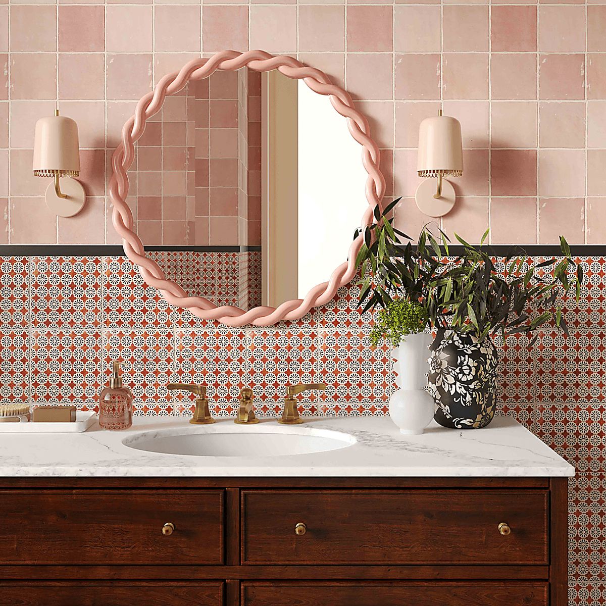 Getzelman II Mauve Red Mirror | Rooms to Go
