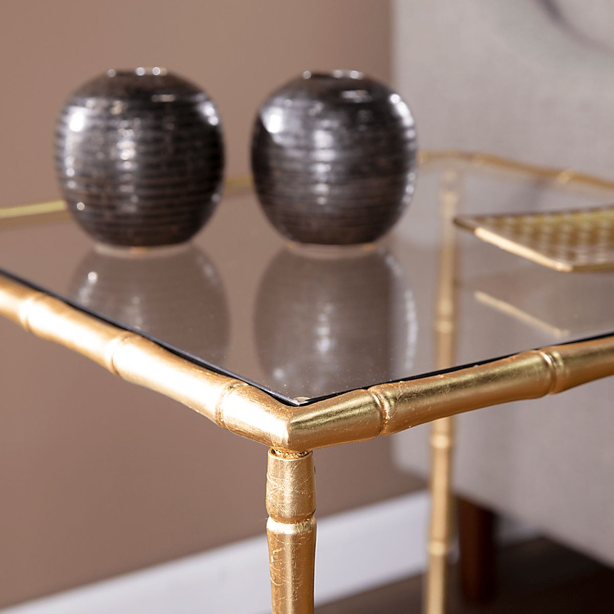 Gleneta Gold Colors,Metal Accent Table | Rooms to Go