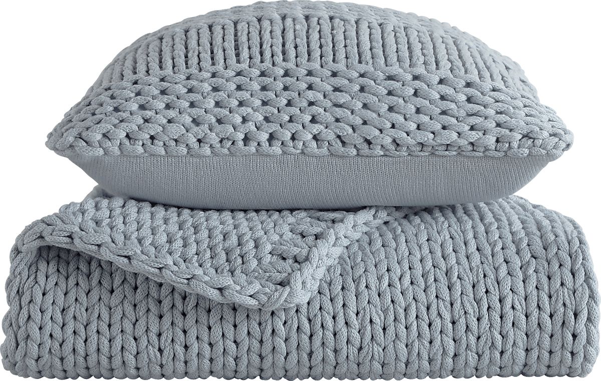 Goldriver Light Blue Acrylic Fabric Throw Blanket | Rooms to Go