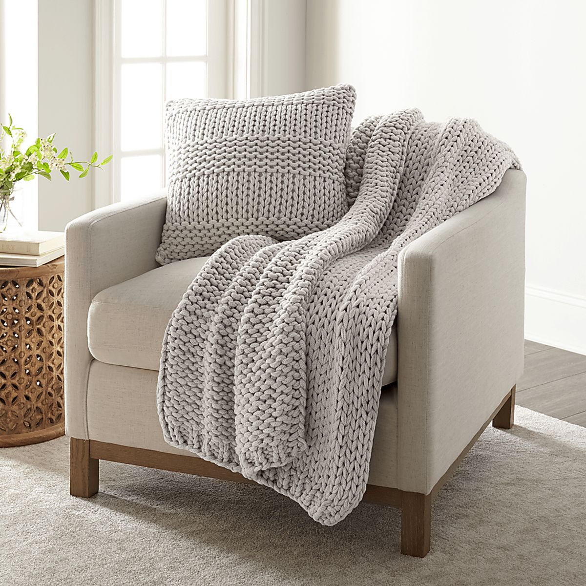 Goldriver Light Gray Acrylic Fabric Throw Blanket | Rooms to Go