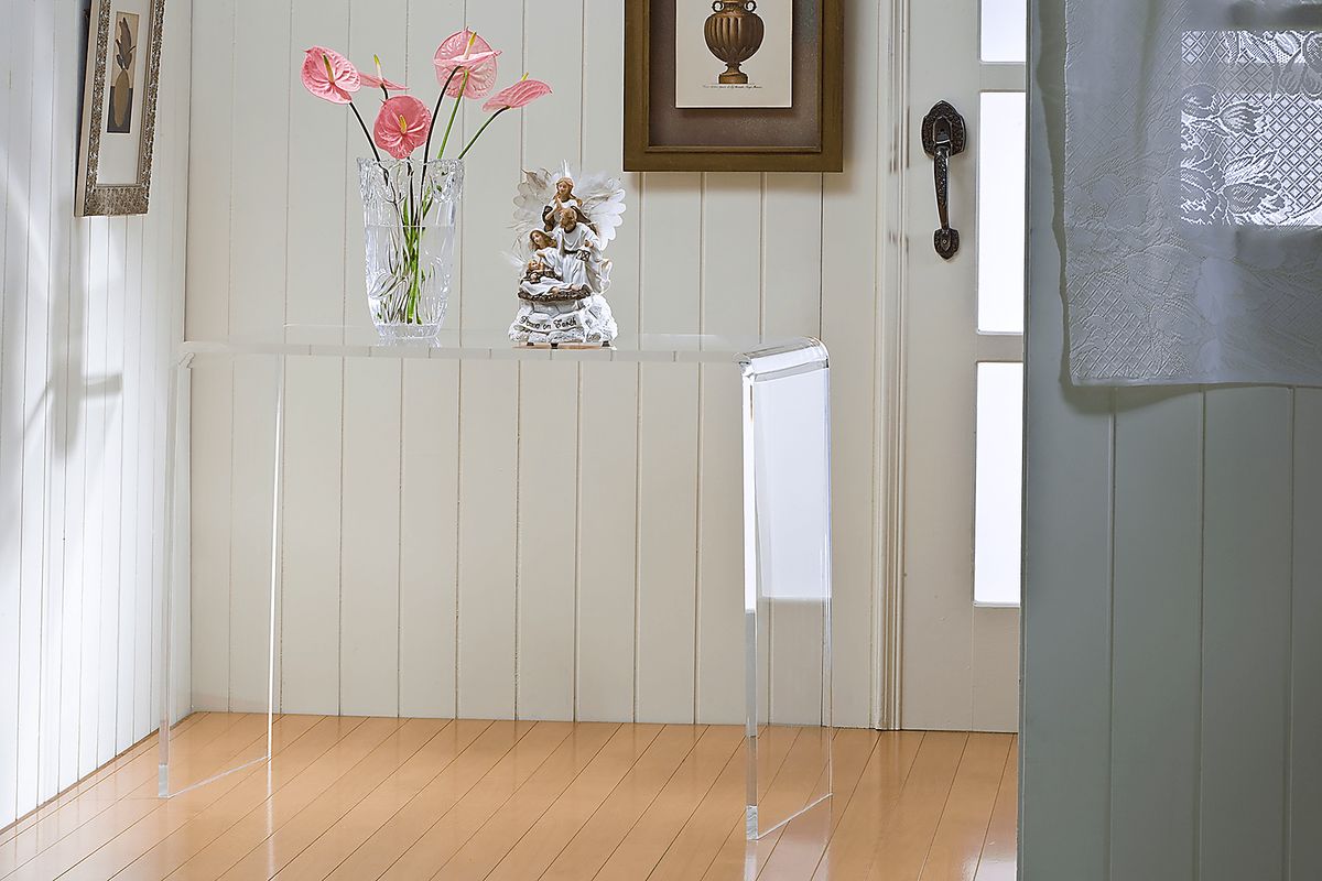 Grandton Clear White Sofa Table | Rooms to Go