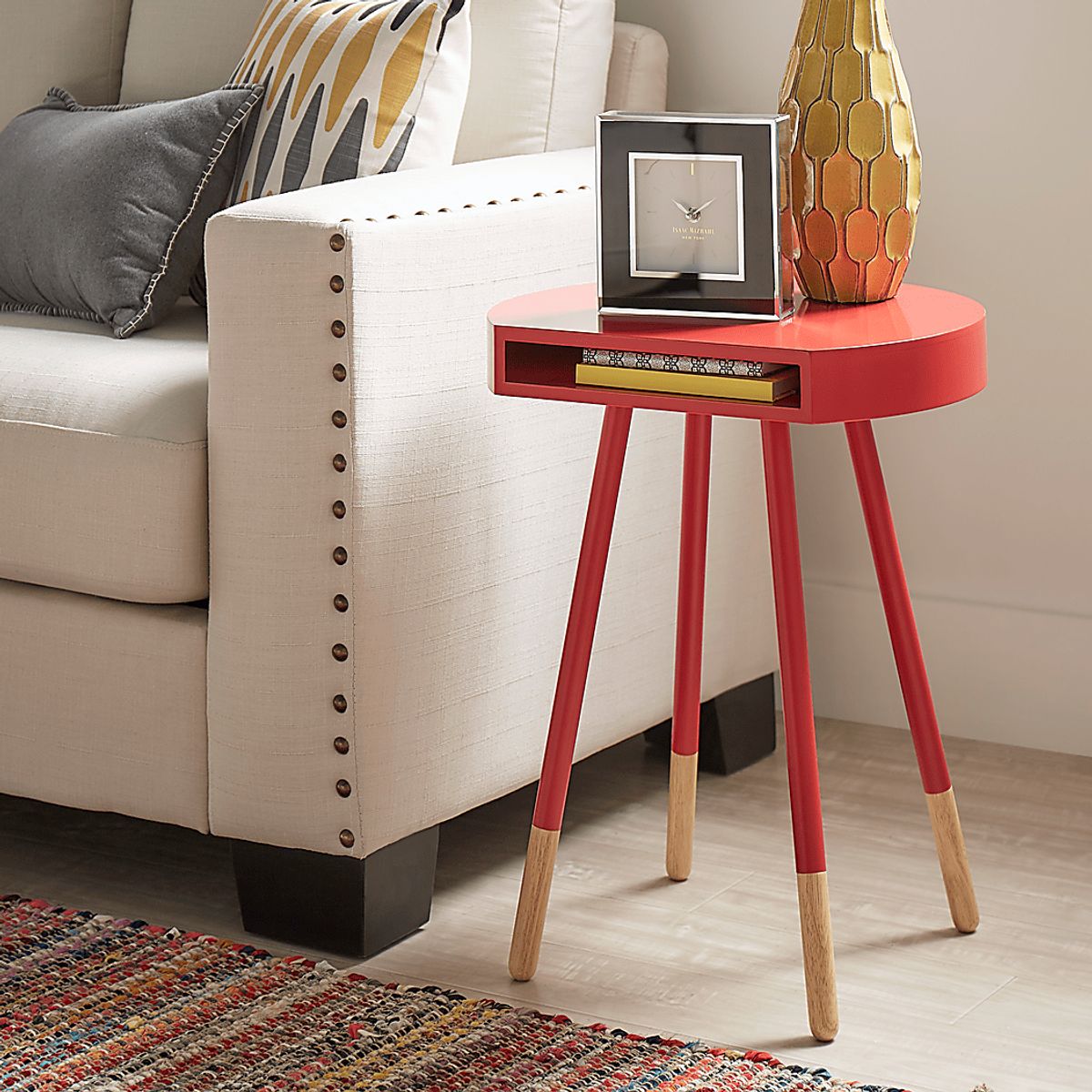 Haddie Red Colors Accent Table | Rooms to Go