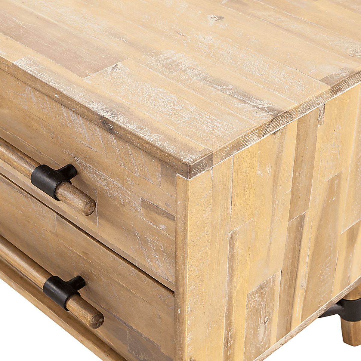 Hankard Natural Light Wood Side Table | Rooms to Go