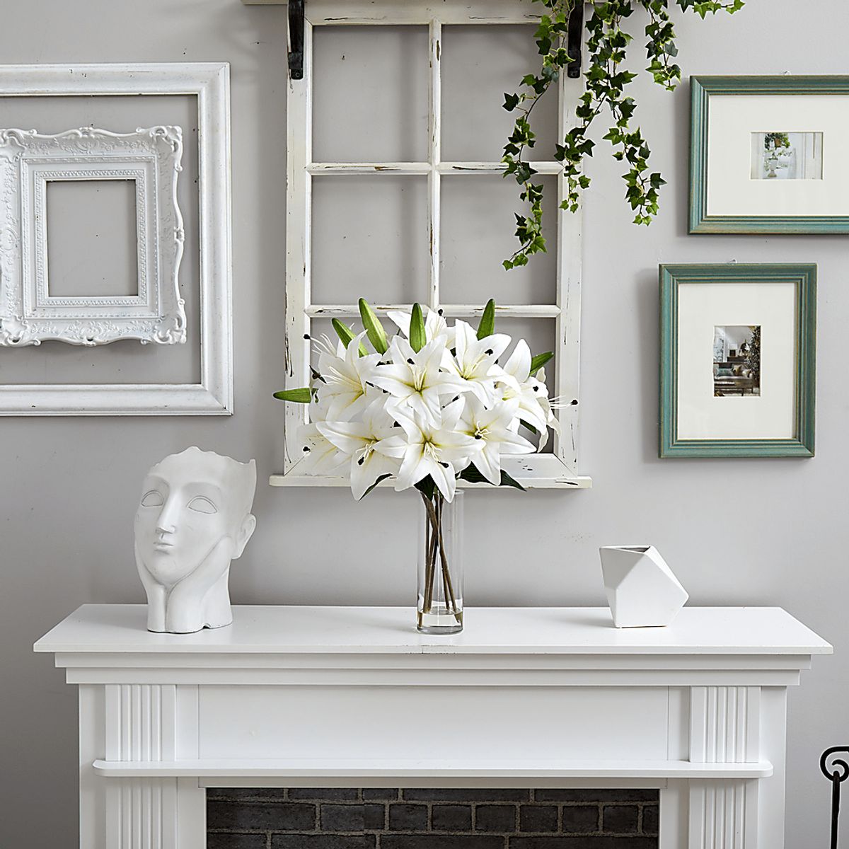 Harcross White Floral Arrangement | Rooms to Go
