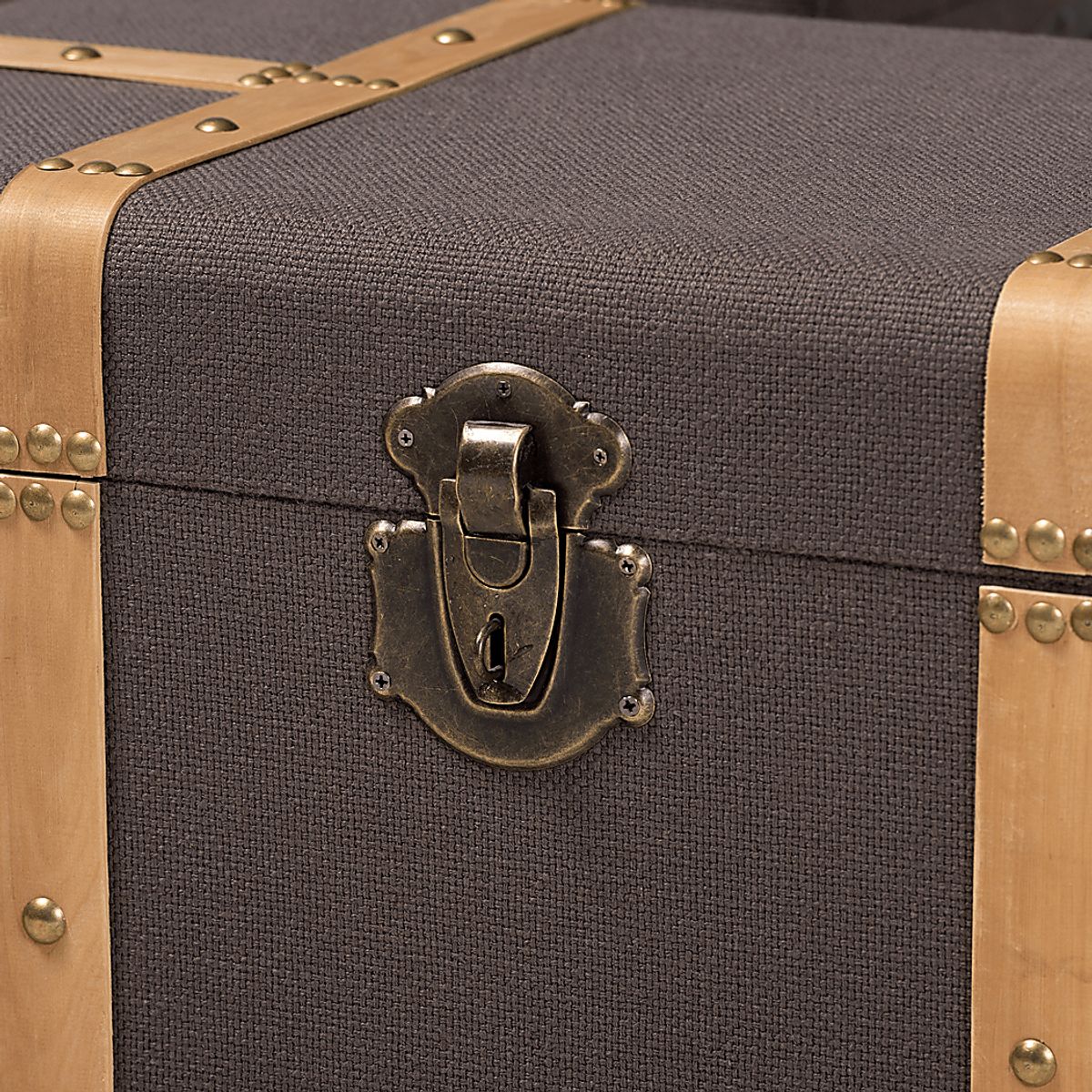 Hartke Brown Trunk, Set Of 2 | Rooms to Go
