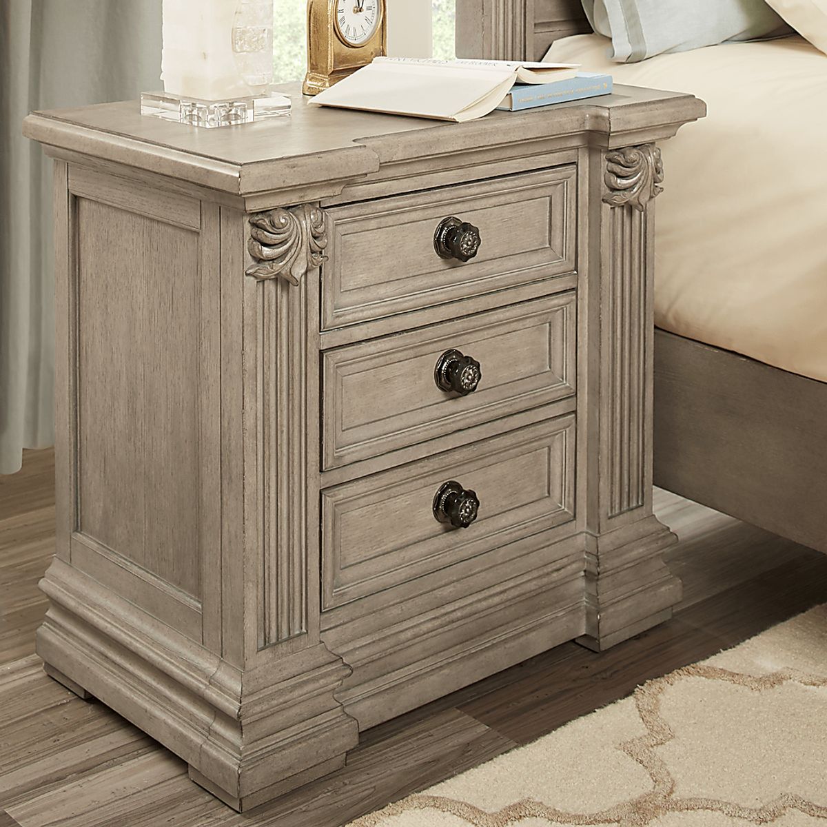 Havencrest Gray Nightstand | Rooms to Go