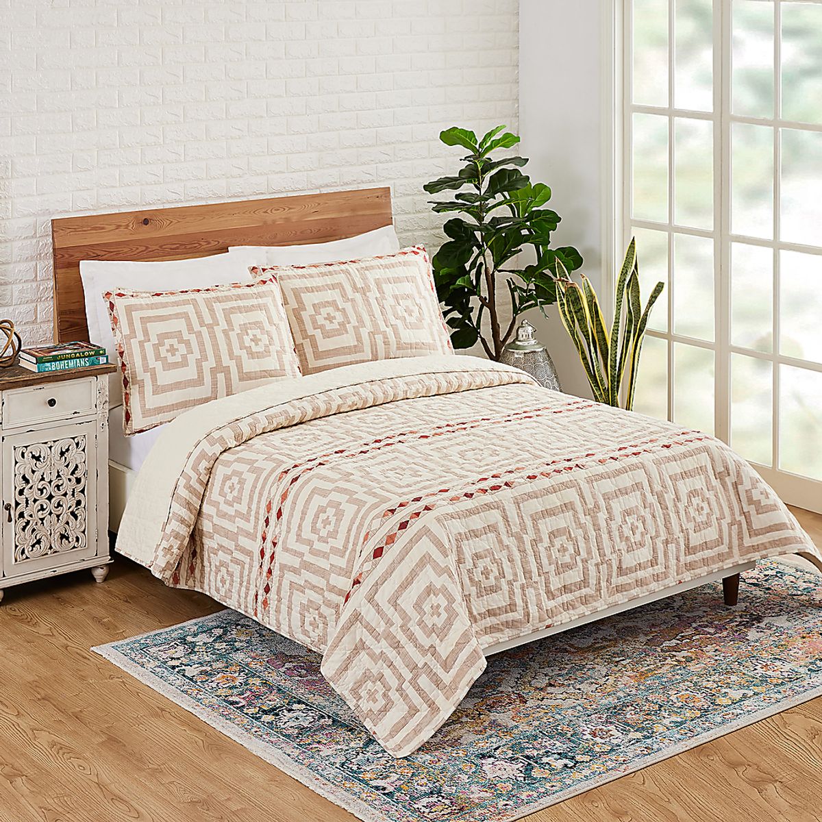 Haysford Cream Beige Cotton Fabric King Quilt Set | Rooms to Go