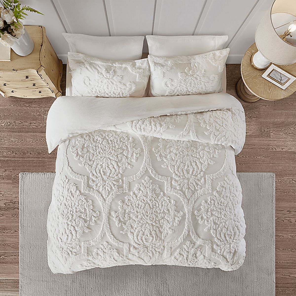 Hendee White Cotton Fabric 3 Pc Full/Queen Duvet Set | Rooms to Go