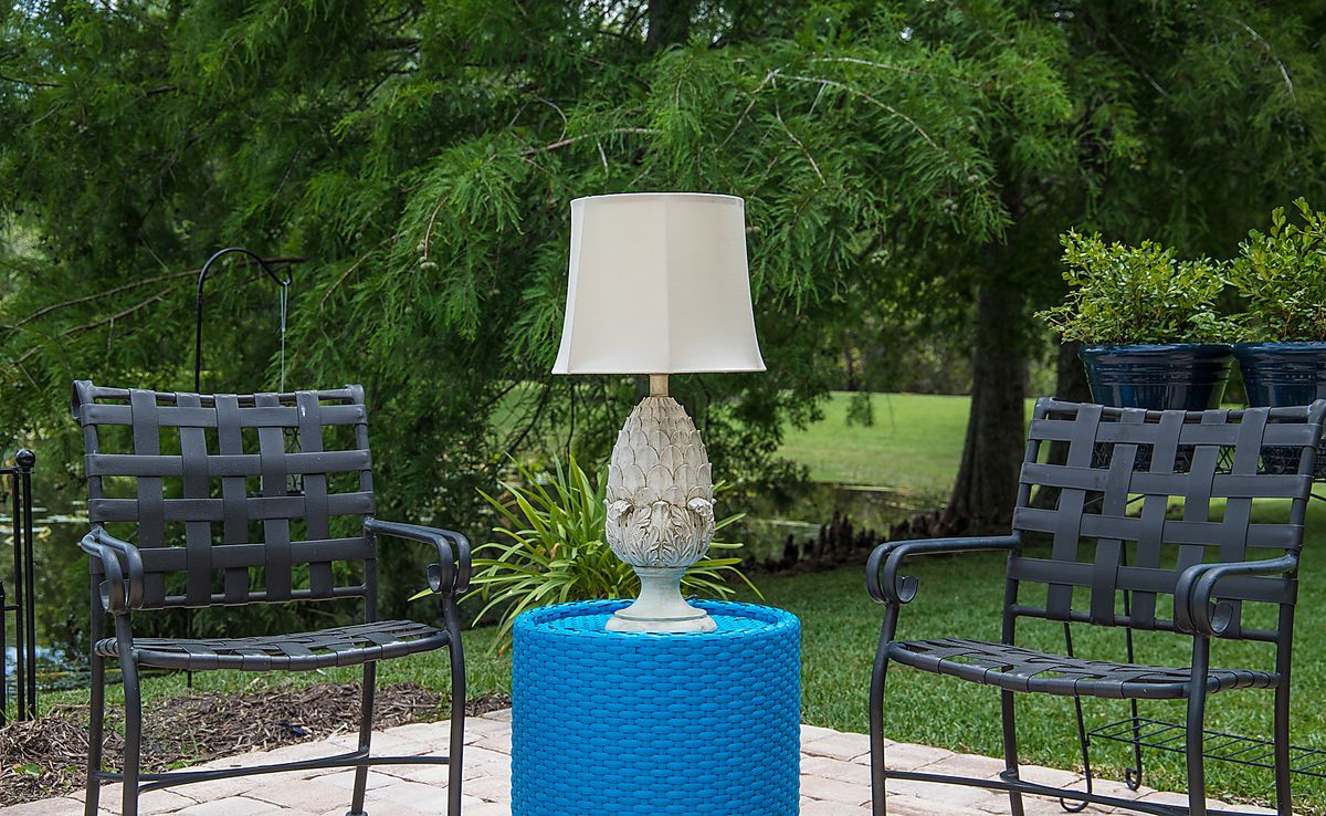 Hibriten White Outdoor Table Lamp | Rooms to Go