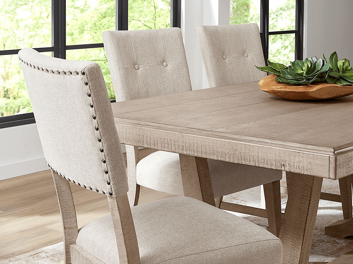 Hill Creek Natural Light Wood Veneer Dining Table | Rooms to Go