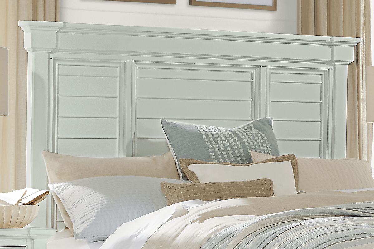 Hilton Head 5 Pc Mint Colors King Bedroom Set With 3 Pc King Panel Bed ...