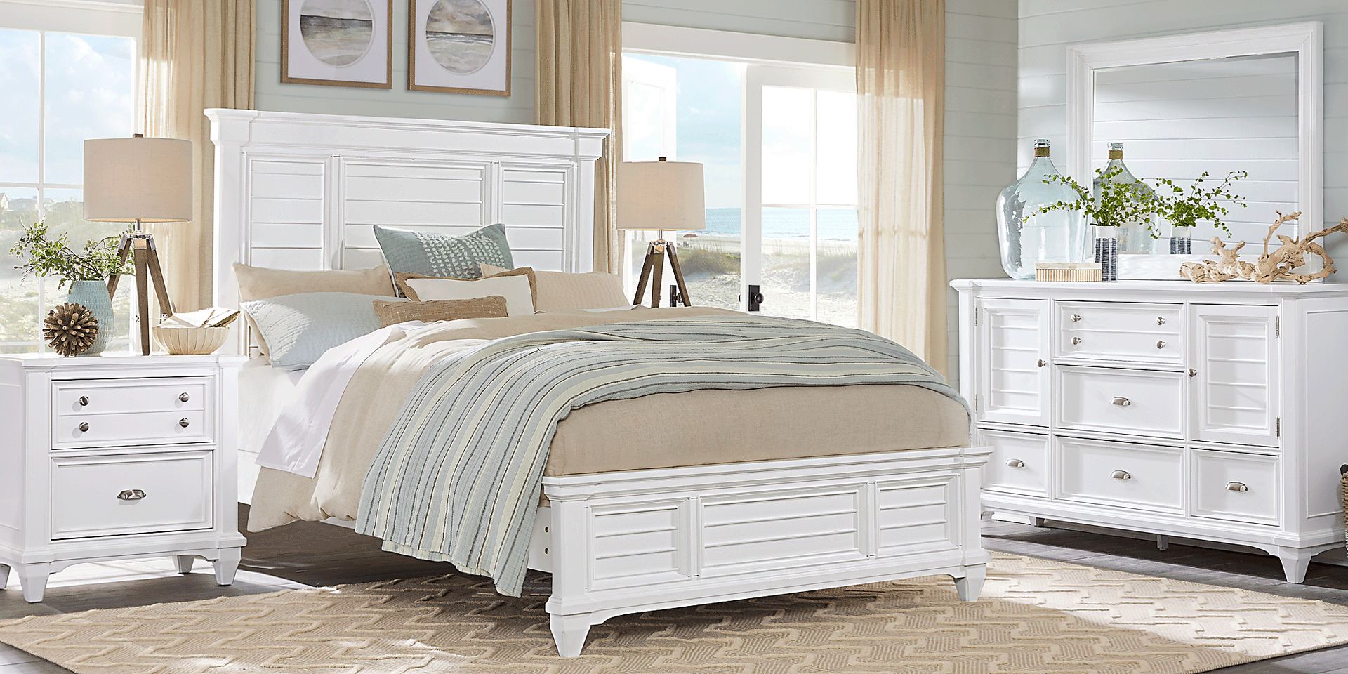 Hilton Head White Colors,White 3 Pc King Panel Bed | Rooms to Go