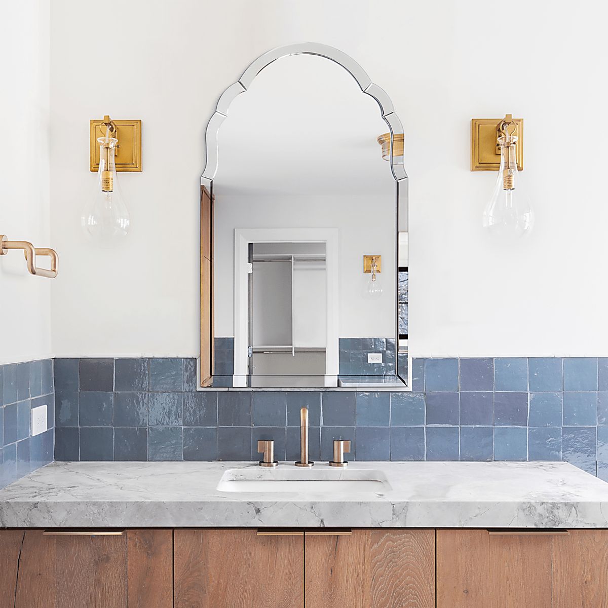 Hulsizer Translucent White Mirror | Rooms to Go