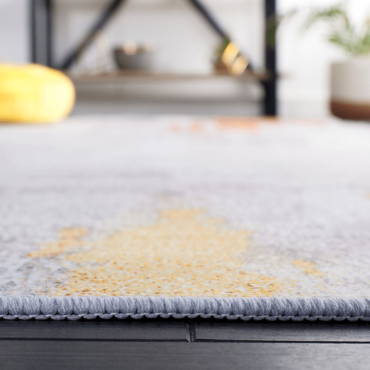 Ichana Gray,Rust Gray,Red Rugs | Rooms to Go