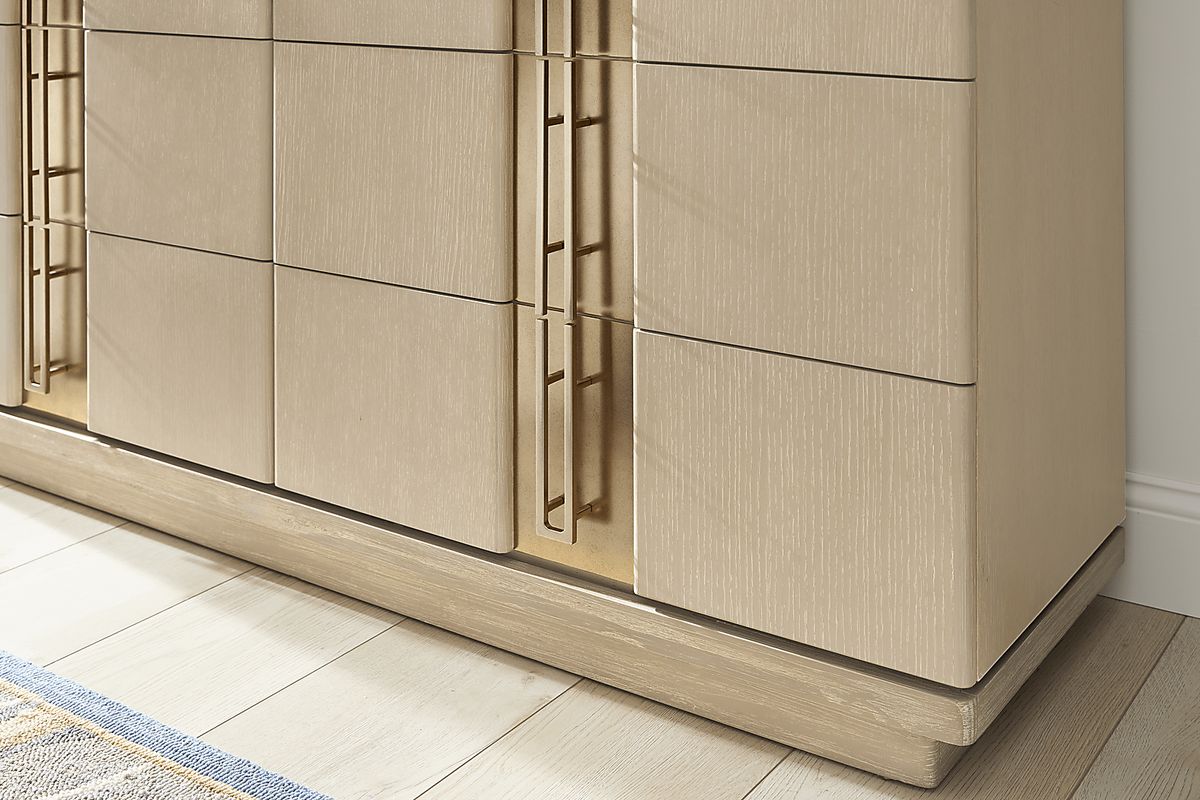 Issabela Caramel Light Wood Dresser | Rooms to Go