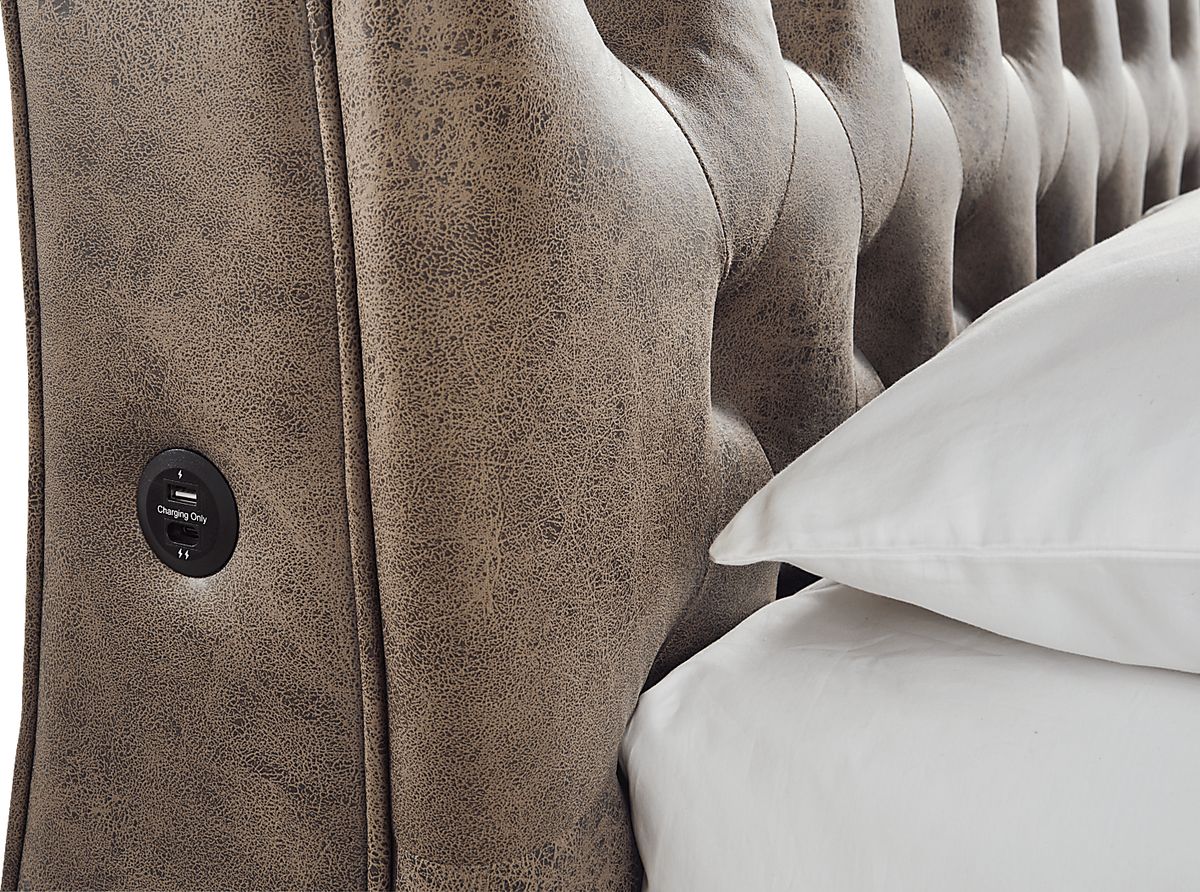 Ivy Brown 3 Pc Queen Upholstered Bed | Rooms to Go