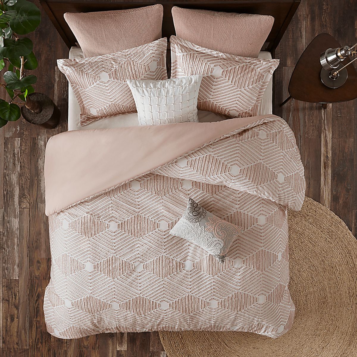 Katara Blush Beige 3 Pc Queen Comforter Set | Rooms to Go