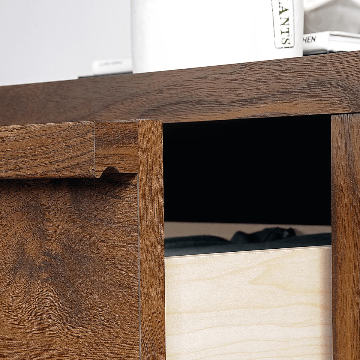 Kedleston Brown Chest | Rooms to Go