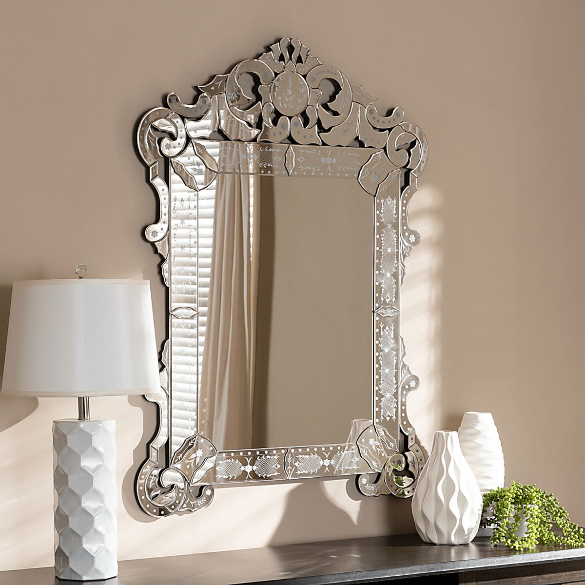 Kiaora Silver Gray Mirror | Rooms to Go