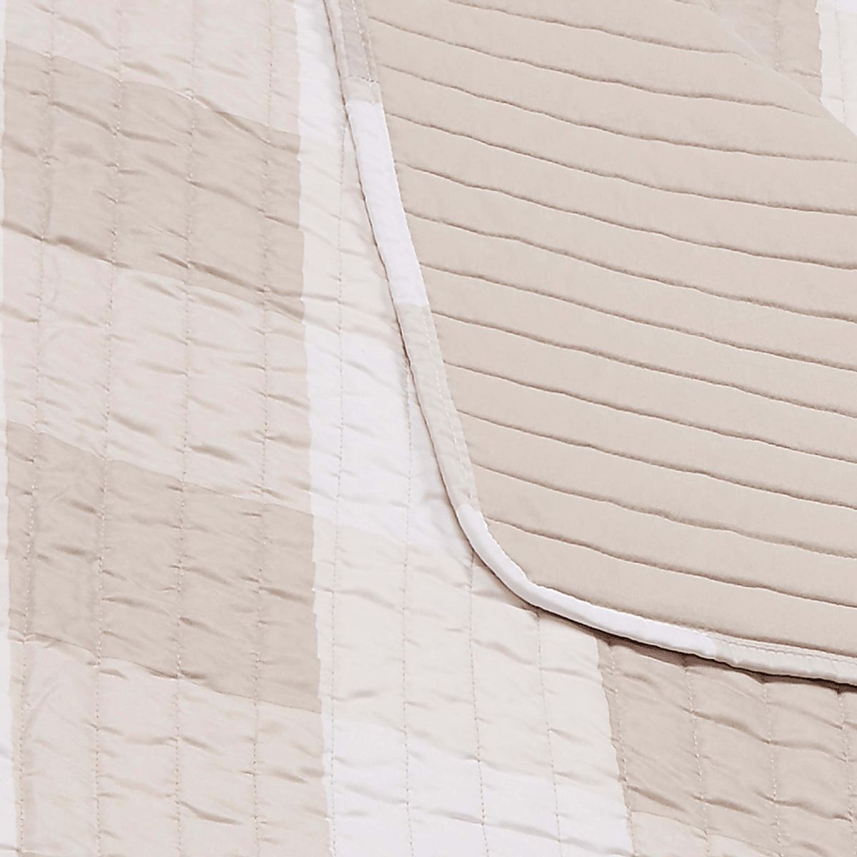 Cottage Pearl Khaki Beige,Brown Full/Queen Comforter Set | Rooms to Go