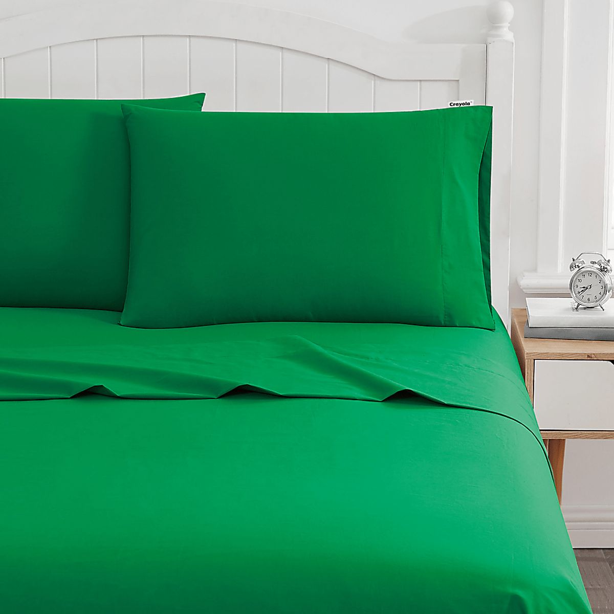 Feeling Bright Green Cotton Fabric 3 Pc Twin Sheet Set | Rooms to Go