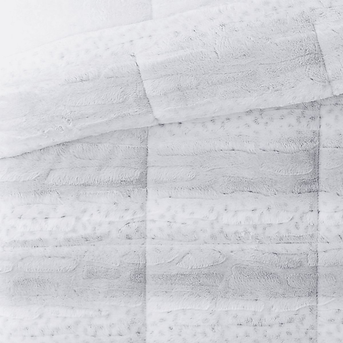 Furry Comfort Gray Twin XL Comforter Set | Rooms to Go