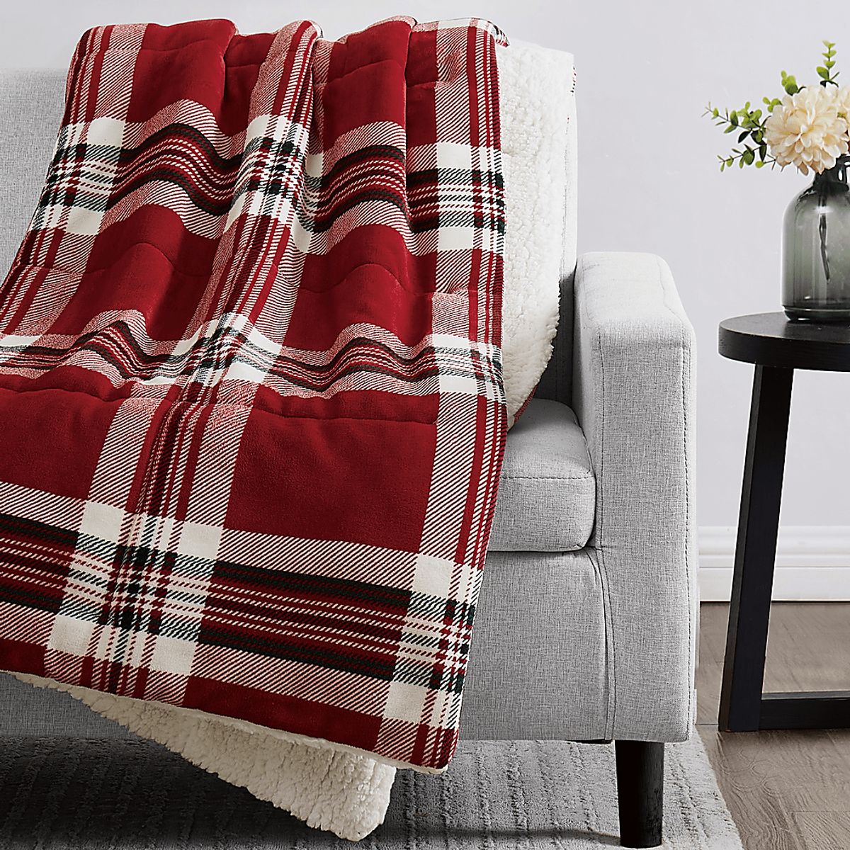 Jakov Red Polyester Fabric Faux Fur Throw | Rooms to Go