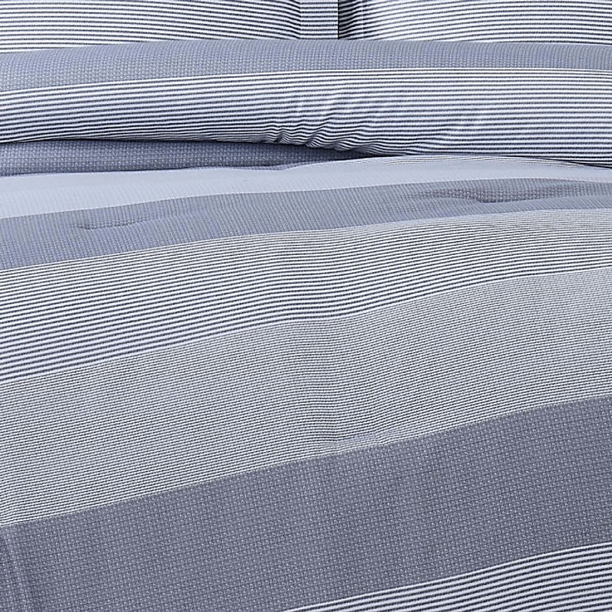 Mountain Lilly Gray Full/Queen Comforter Set | Rooms to Go