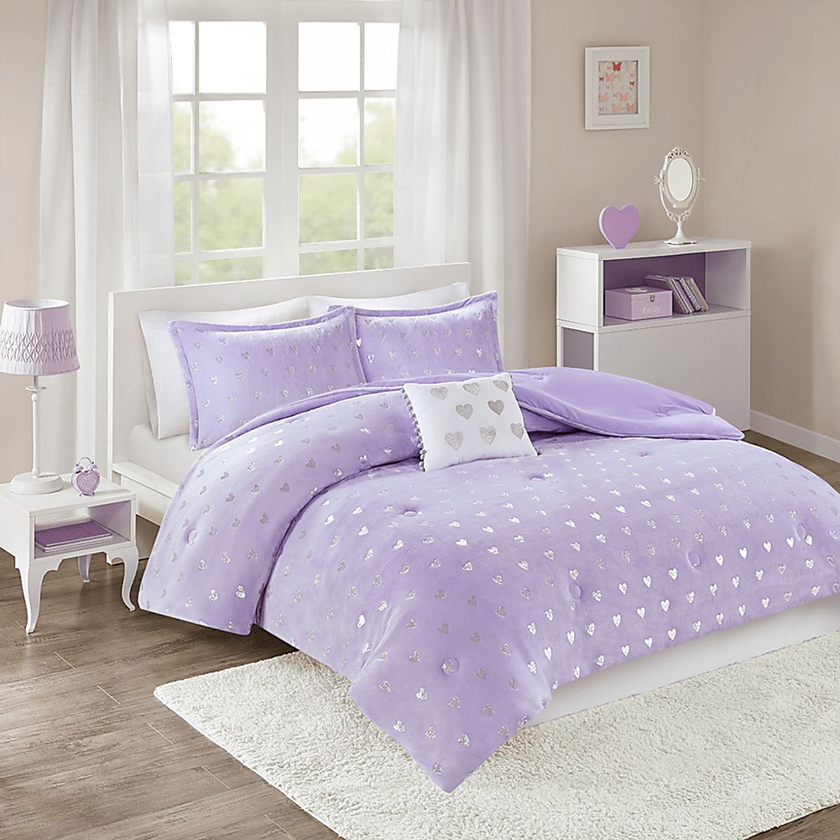 Plush Hearts Purple Red Full/Queen Comforter Set | Rooms to Go