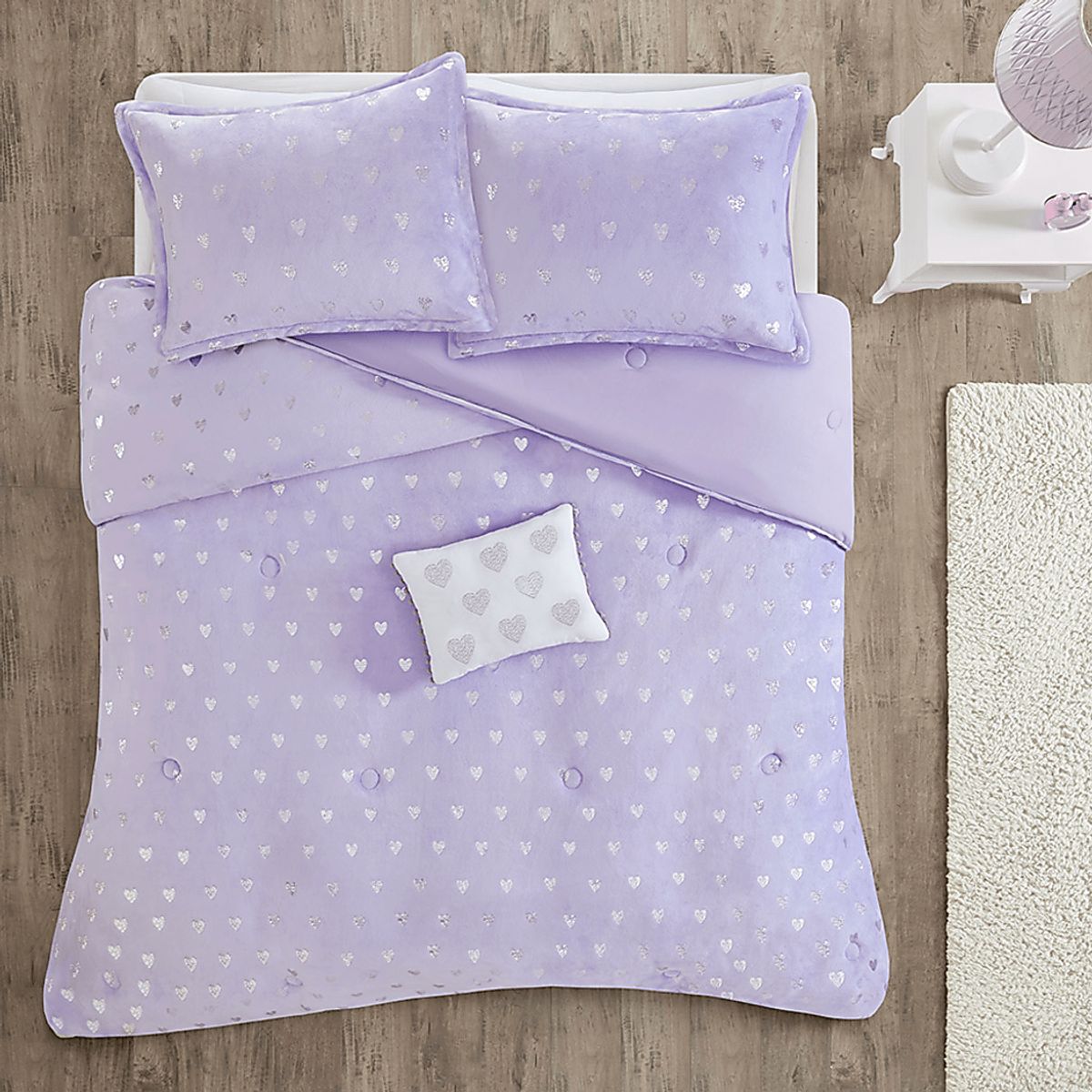 Plush Hearts Purple Red Full/Queen Comforter Set | Rooms to Go