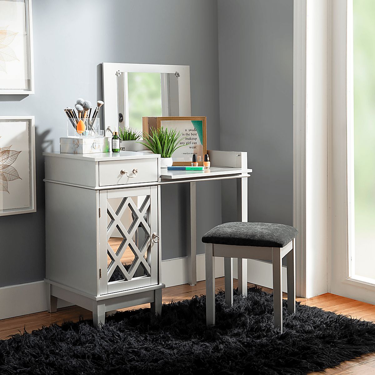 Klingle Gray Vanity | Rooms to Go