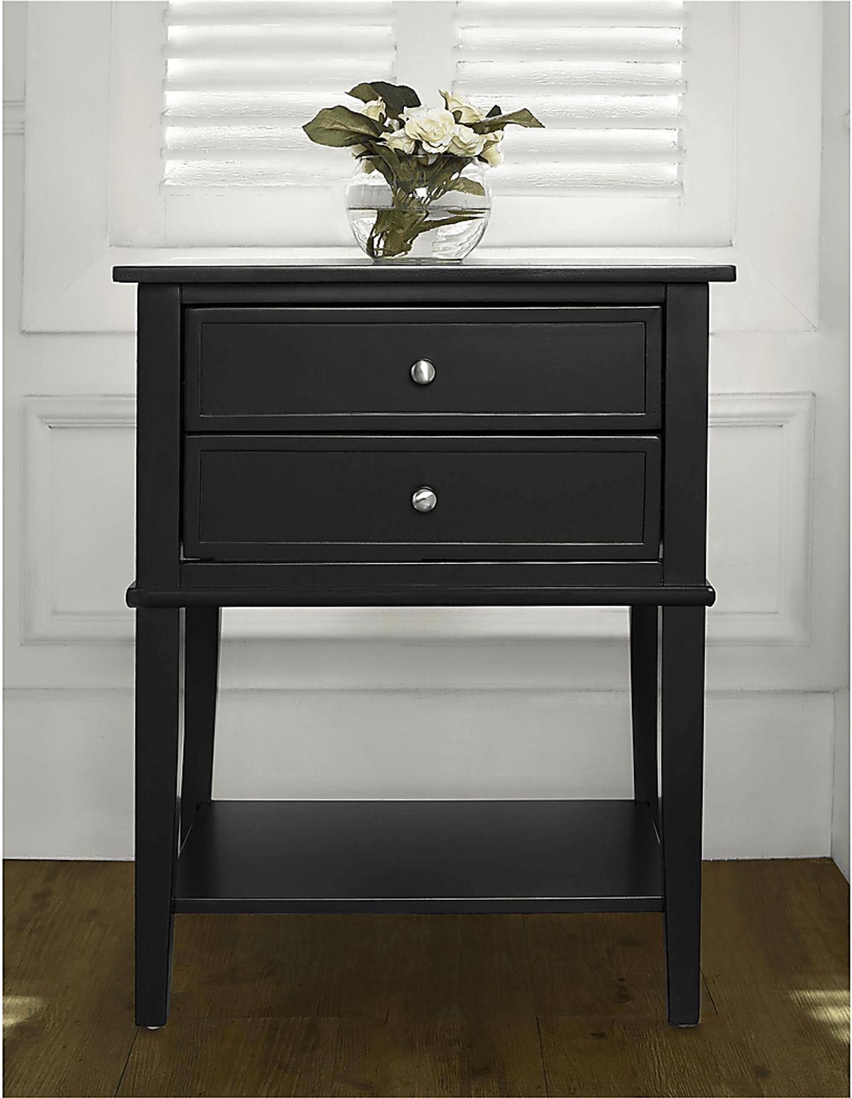 Kuhle Black Black,Colors Accent Table | Rooms to Go
